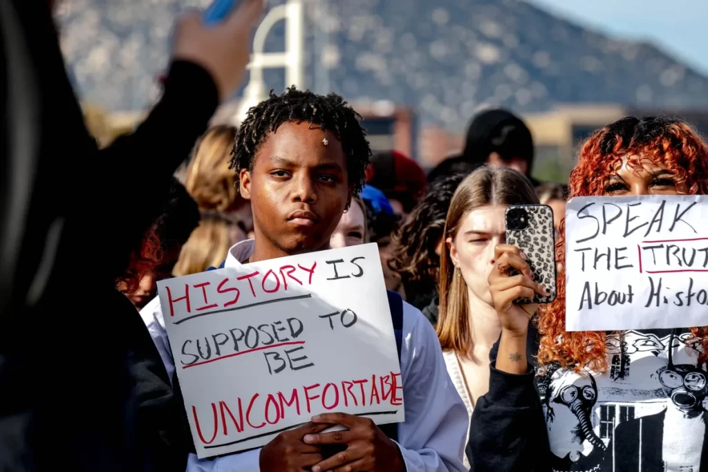 Florida Board of Education Approves Anti-Black History Curriculum - L.A ...