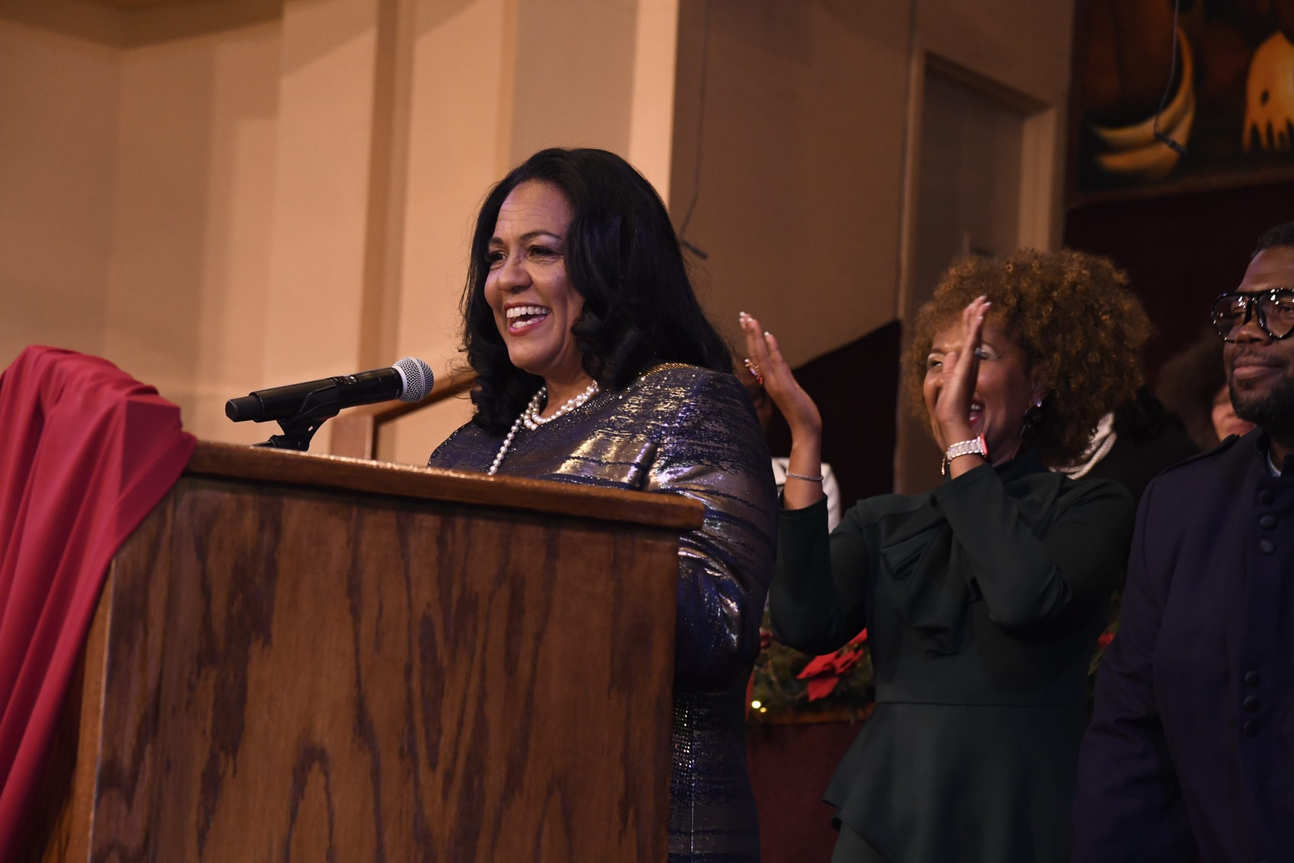 Overflow Crowd Gathers for Installation of Councilwoman Heather Hutt ...