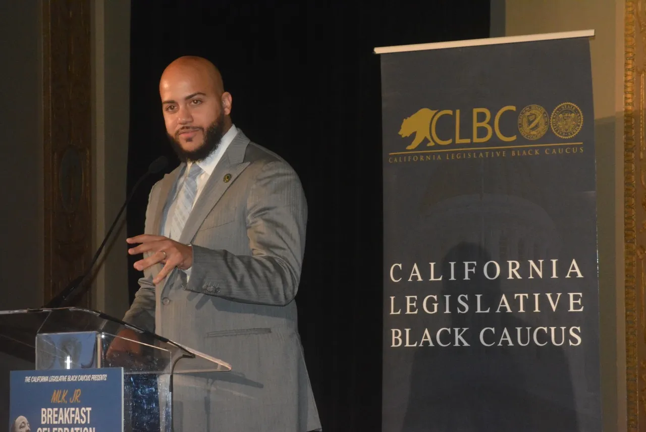 Asm. Isaac Bryan Wants Incarcerated Firefighters to Earn More on Assignment - L.A. Focus Newspaper